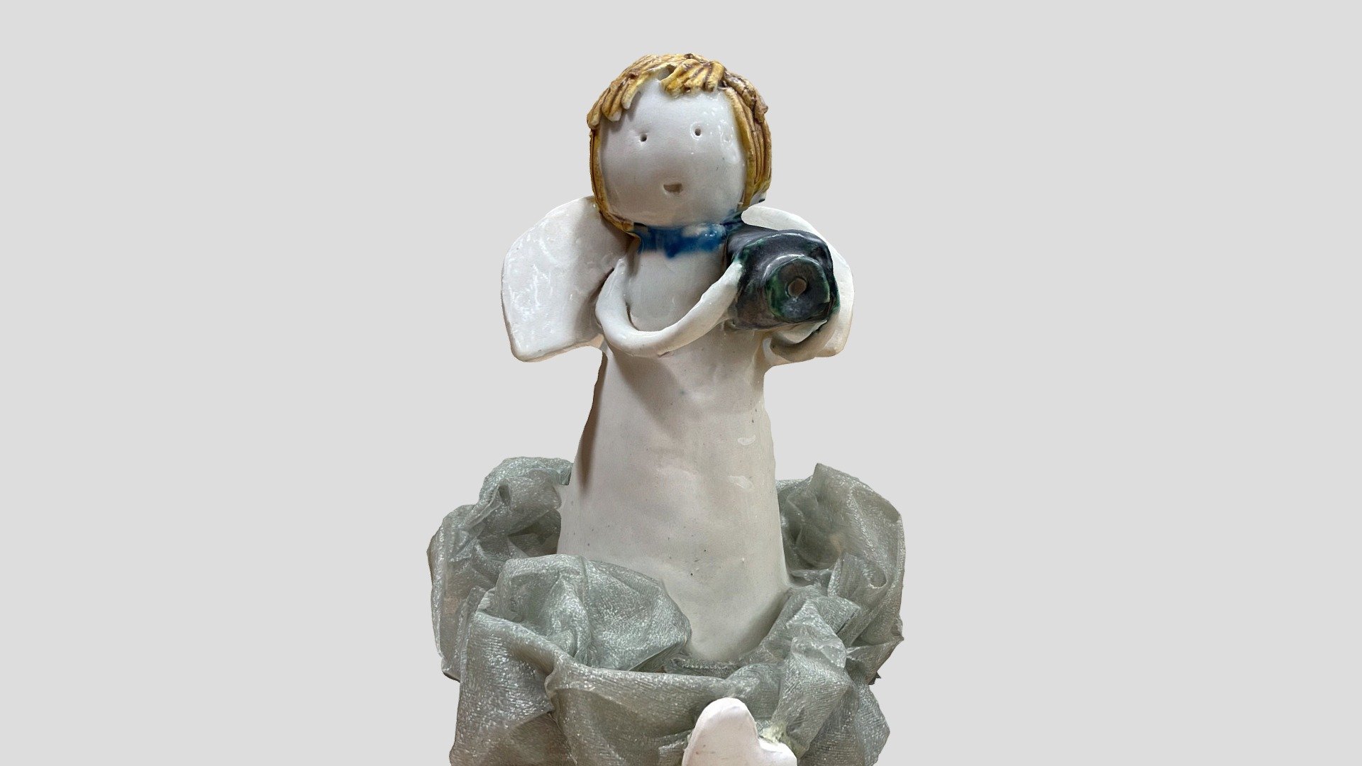 Ceramic Angel cameraman - 3D model by 9a3zan [0525b88] - Sketchfab