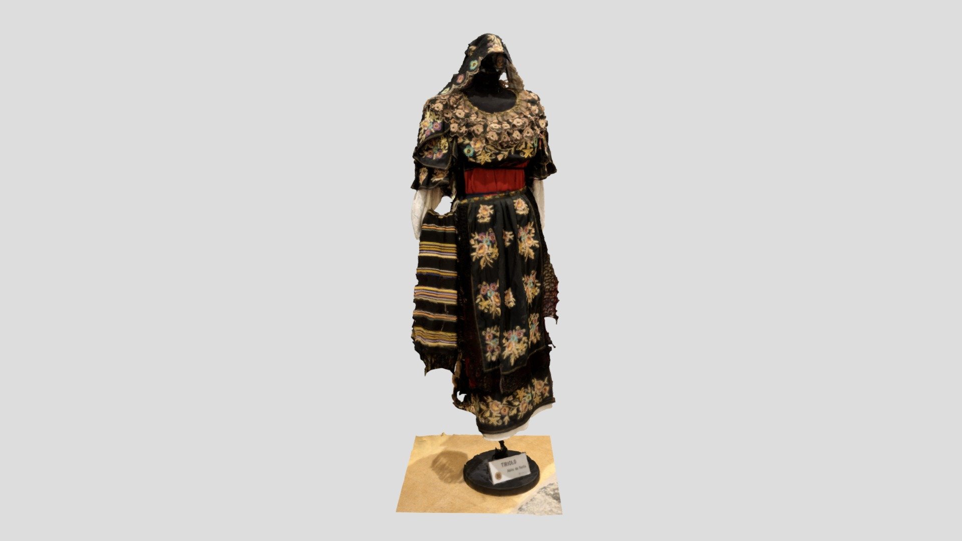 Costume Antico Donna Tiriolo - Download Free 3D model by ...