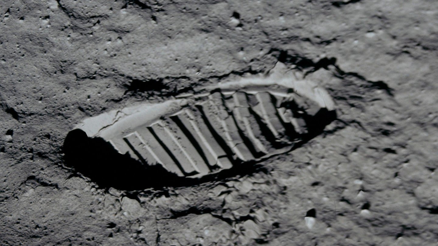 Apollo 11 Buzz's boot print - 3D model by achaikin [35e088d] - Sketchfab