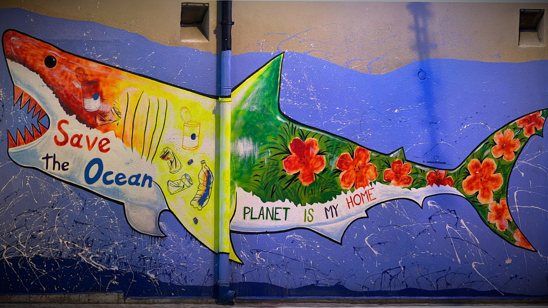 "Planet Shark" (Street Art) - Download Free 3D model by 3DScanItalia ...