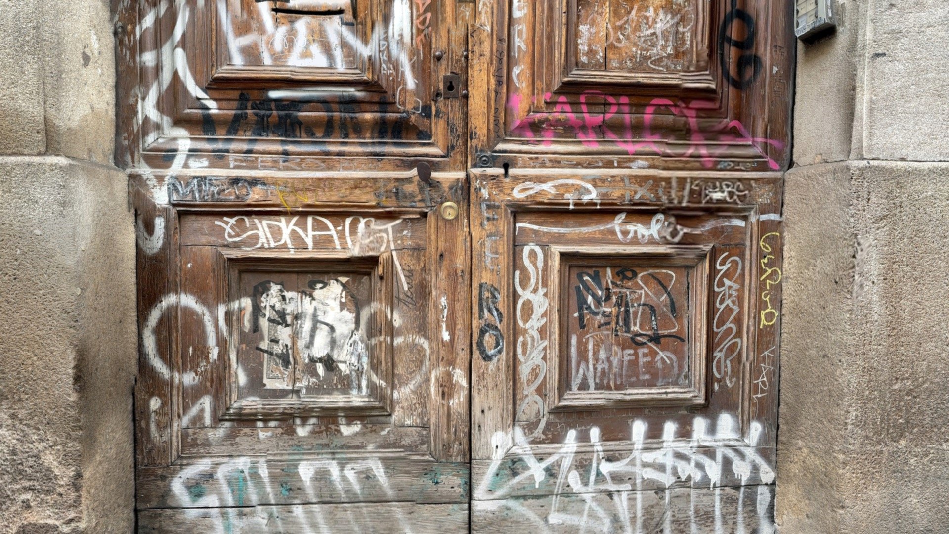 Blade_Runner Door_6 Barcelona [LR LS] - Buy Royalty Free 3D model by ...