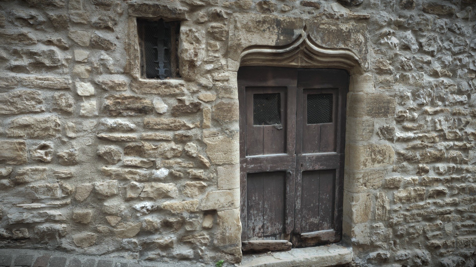 Small Door With Carved Lintel - 3D model by Nayelios for Siriuslogic ...