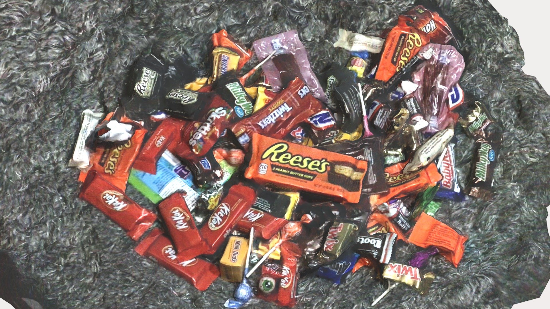 Halloween Candy Pile - Download Free 3D model by Terrie Simmons ...