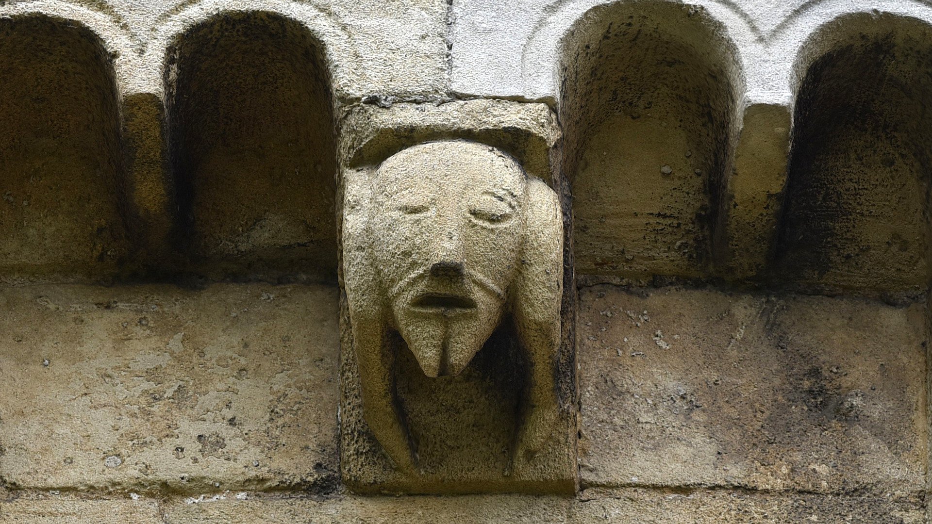 Grotesque head corbel 02 - 3D model by squeakingcat [b07e2d8] - Sketchfab
