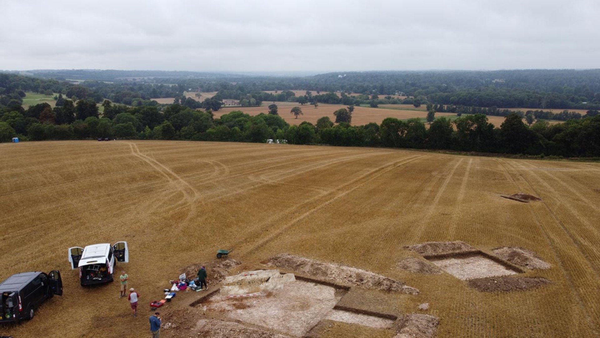 Bisham Burial Pre excavation - 3D model by University of Reading ...